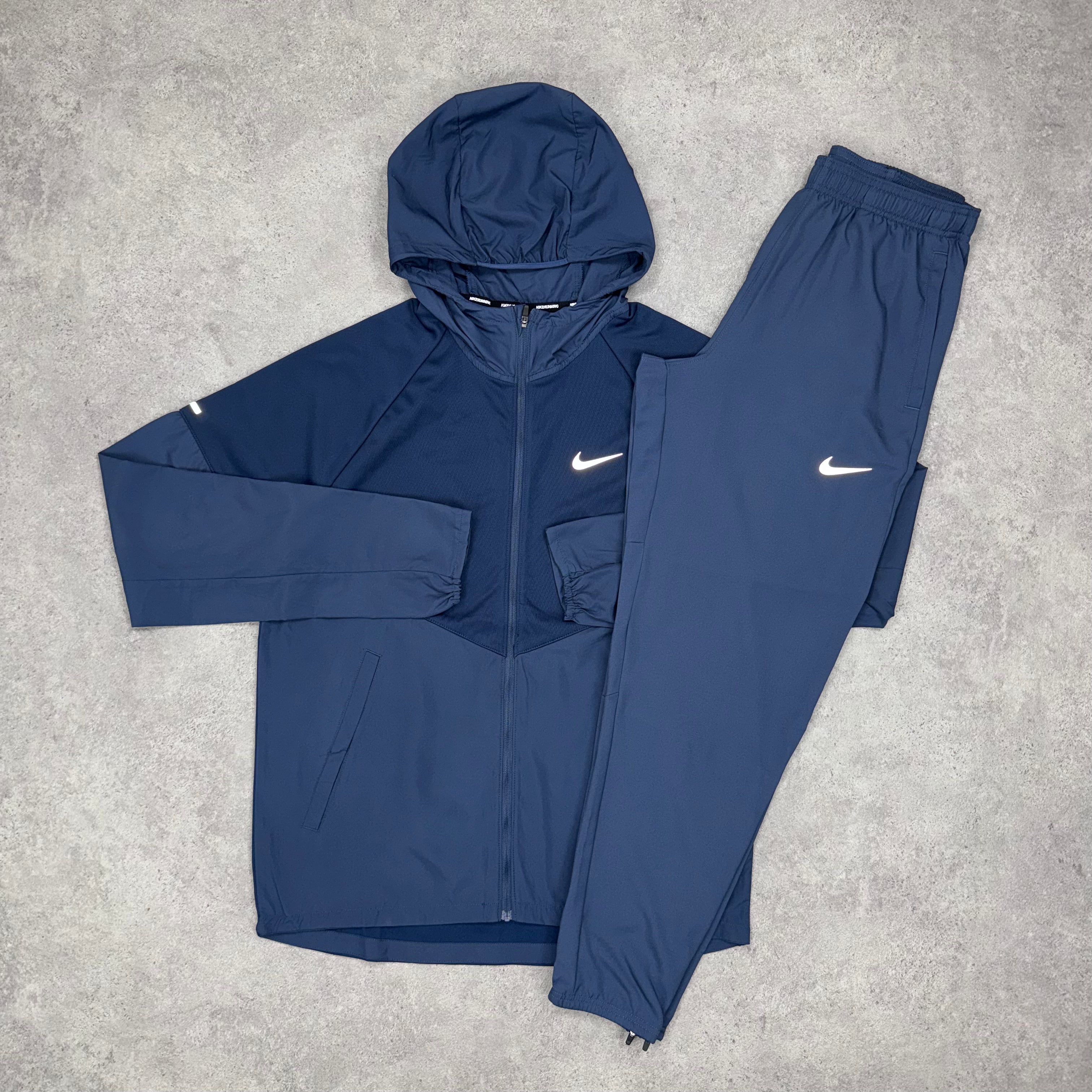 Nike Therma Windrunner Set (Navy Blue) – Pristine Moda